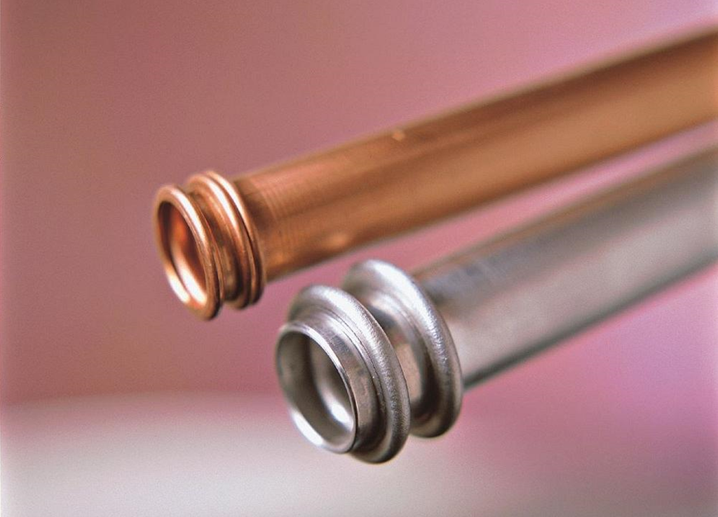 Geautomatiseerd eindvormen van buismateriaal: multistations voor ...